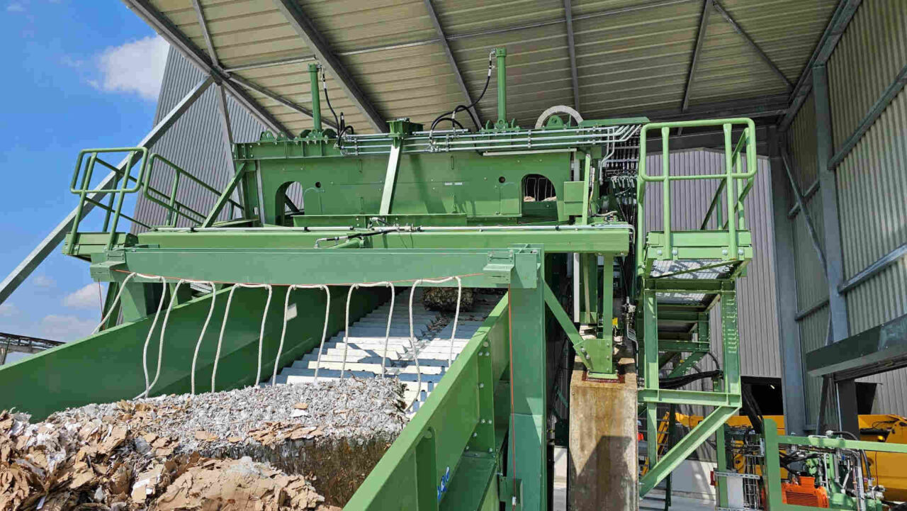Automatic Waste Paper Bale Dewiring | FMW INDUSTRIES