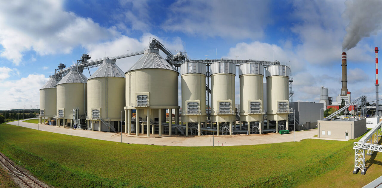 Reliable Biomass Receiving Solutions | FMW INDUSTRIES