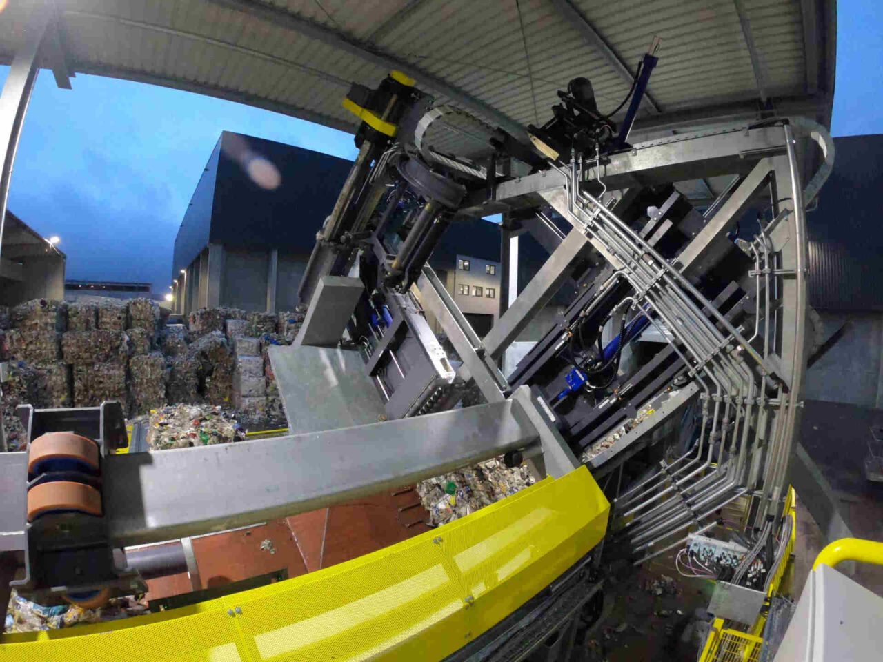 Efficient Plastic Bale Dewiring Solutions| FMW INDUSTRIES