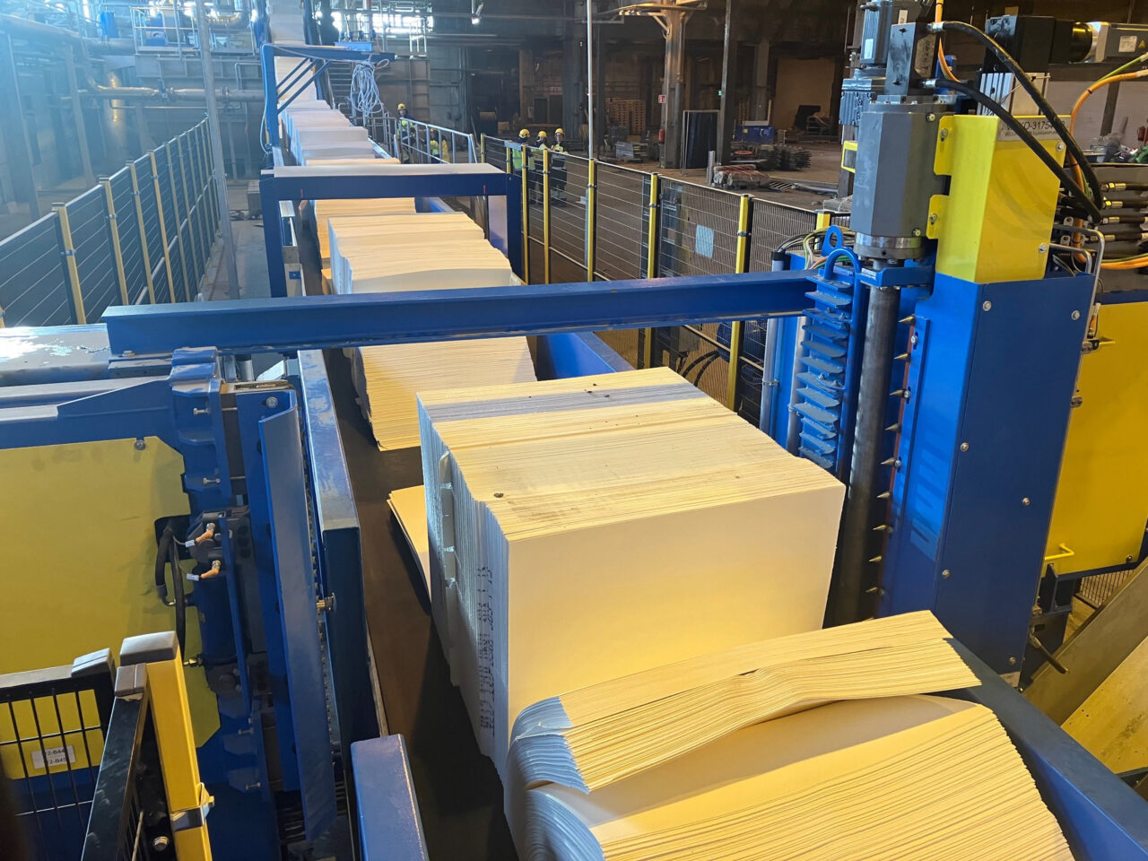Pulp and Paper Industry Material Handling Solutions | FMW